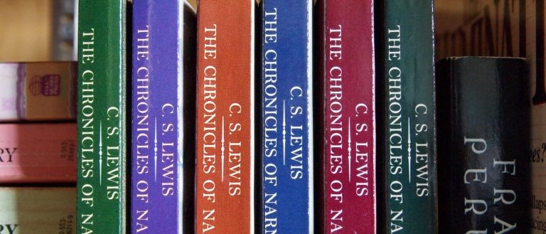 21 Book Publishing Statistics and Market Insights in 2023